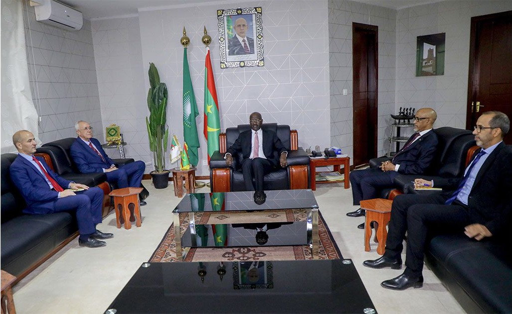 موريتانيا والجزائر تبحثان تعزيز التعاون بينهما - موقع جسور